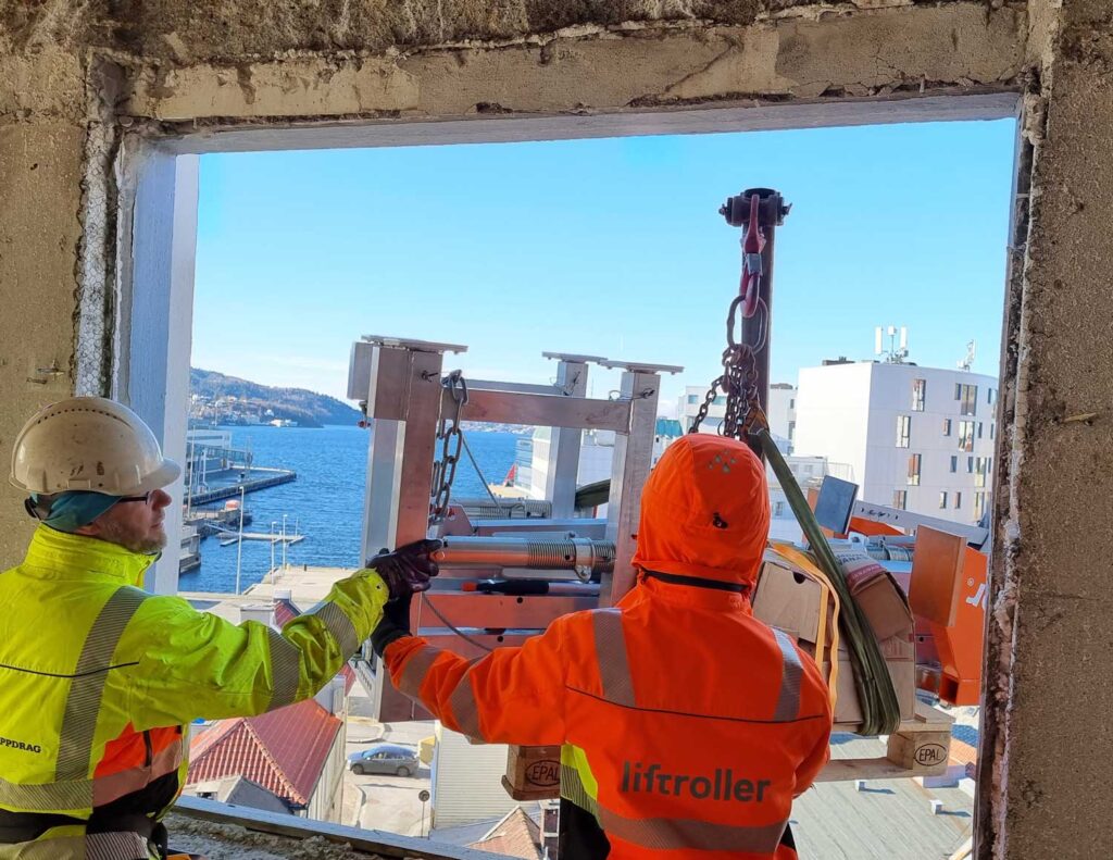 Remodeling of commercial building in Bergen city center - Liftroller